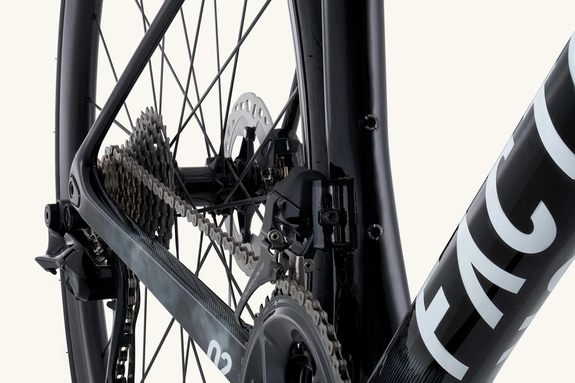 Factor présent son nouveau O2 VAM, le vélo de montagne le plus rapide ...