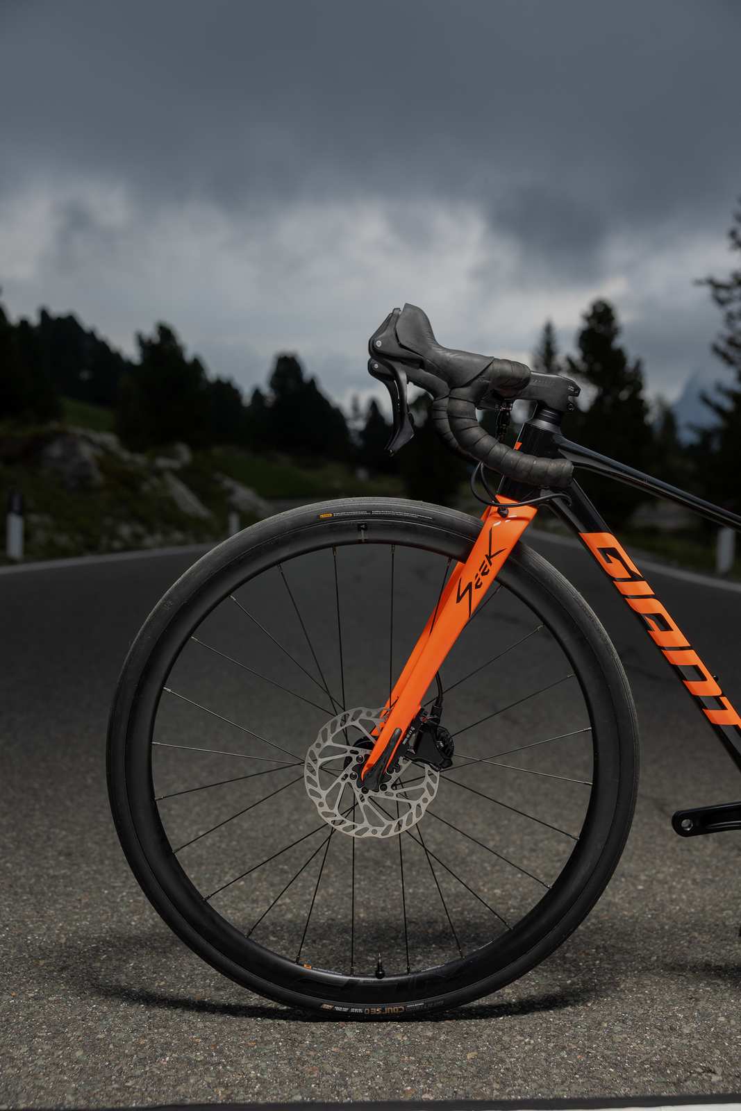 Giant lance des vélos route / gravel performants pour les enfants ...