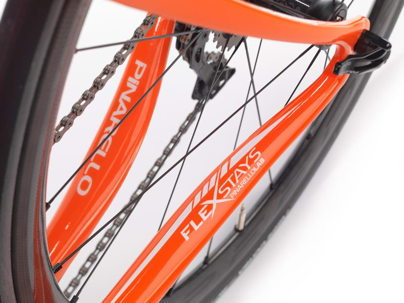 F10 Disk, K10 et F10 X-Light, une pluie de nouveautés chez Pinarello ...