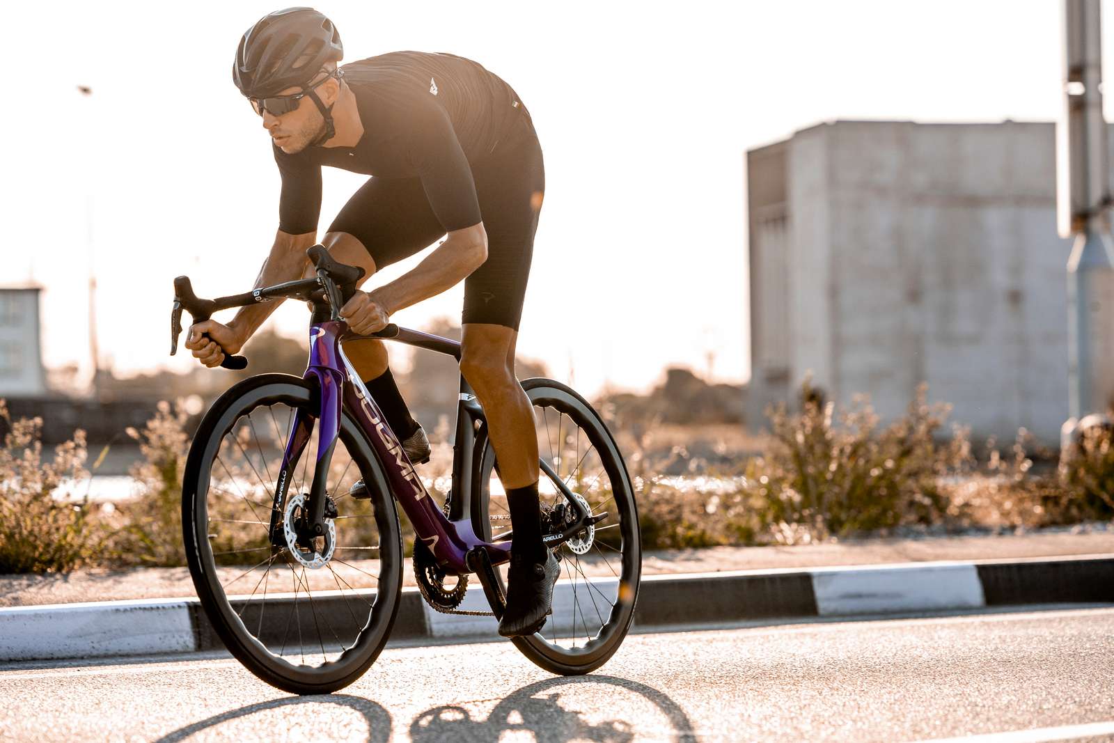 Le Pinarello Dogma F rhabillé pour l'hiver avec les coloris 2023 - Matos vélo, actualités vélo ...