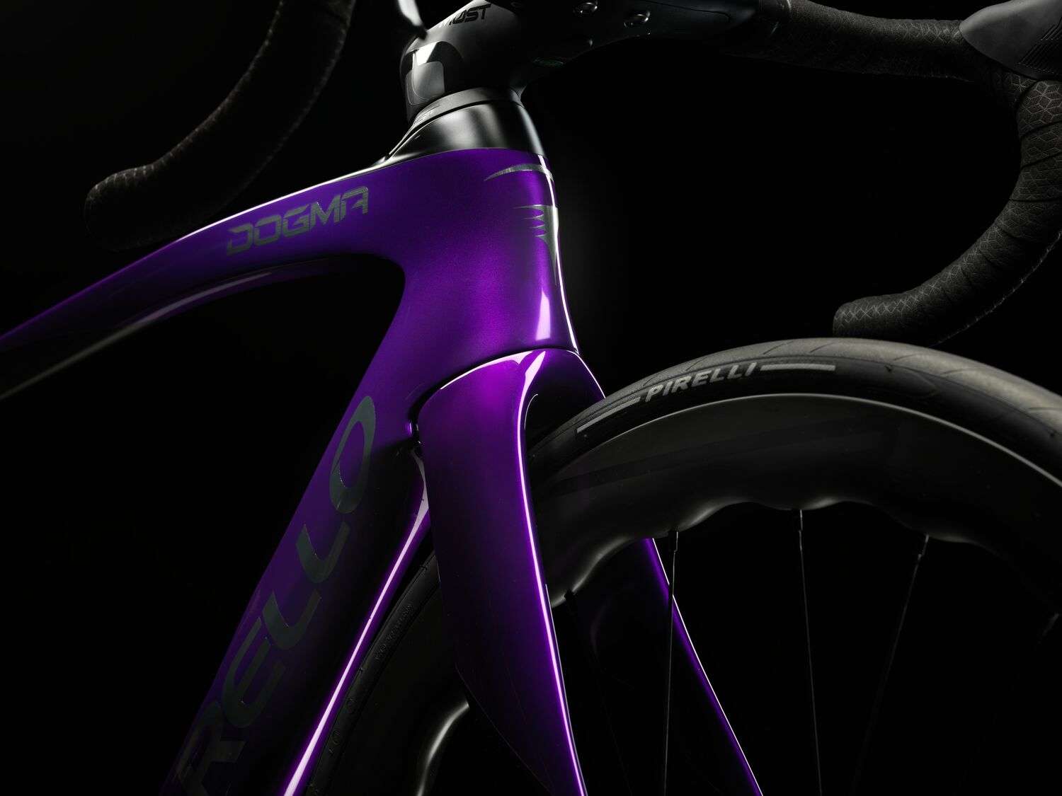 Le Pinarello Dogma F rhabillé pour l'hiver avec les coloris 2023 - Matos vélo, actualités vélo ...