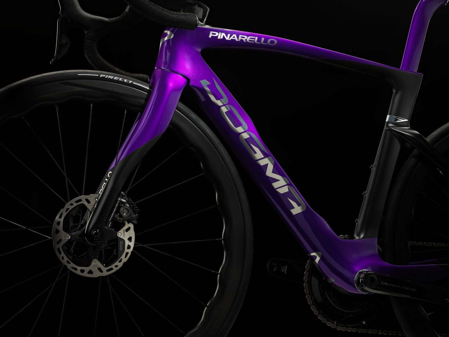 Le Pinarello Dogma F rhabillé pour l'hiver avec les coloris 2023 ...