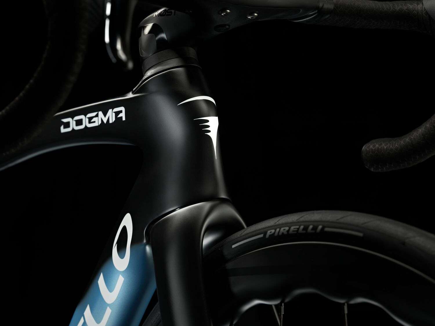 Le Pinarello Dogma F rhabillé pour l'hiver avec les coloris 2023 ...