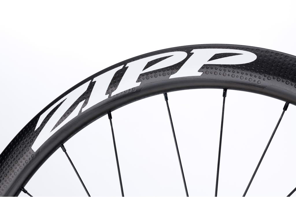 Du boyau pour les Zipp 454 NSW et 303 Firecrest - Matos vélo ...