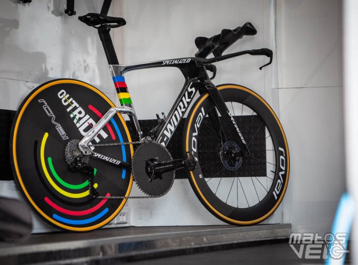 Le S-Works Shiv TT Liquid Metal de Remco Evenepoel pour le CLM du ...