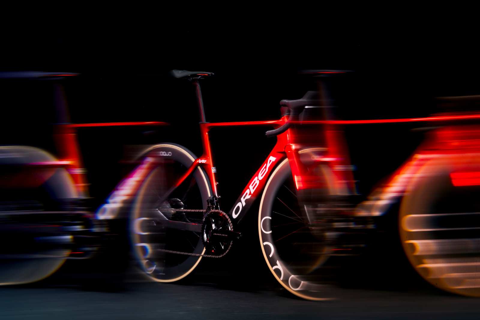 De nouvelles couleurs et finitions pour un nouveau chapitre de Lotto ...