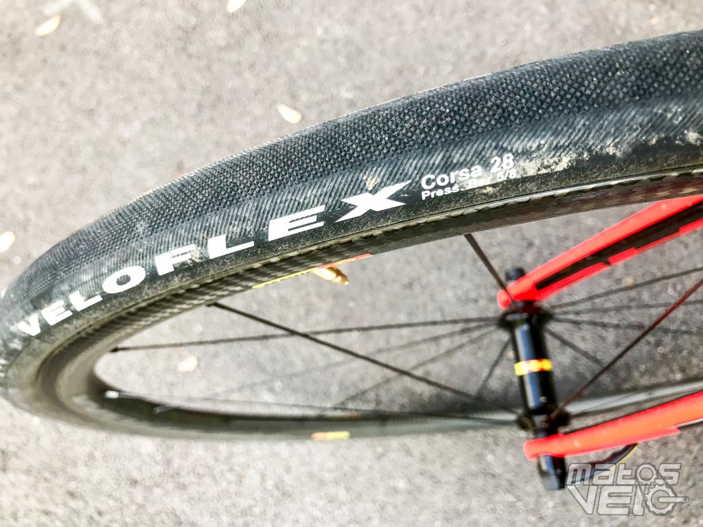 Essai des pneus Veloflex Corsa et Master 28mm - Matos vélo, actualités ...